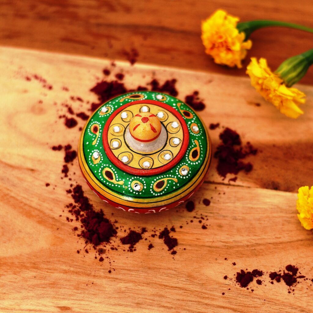 Sindoor Boxes, Kumkum Box Wedding Return Gifts ( Set of 12)